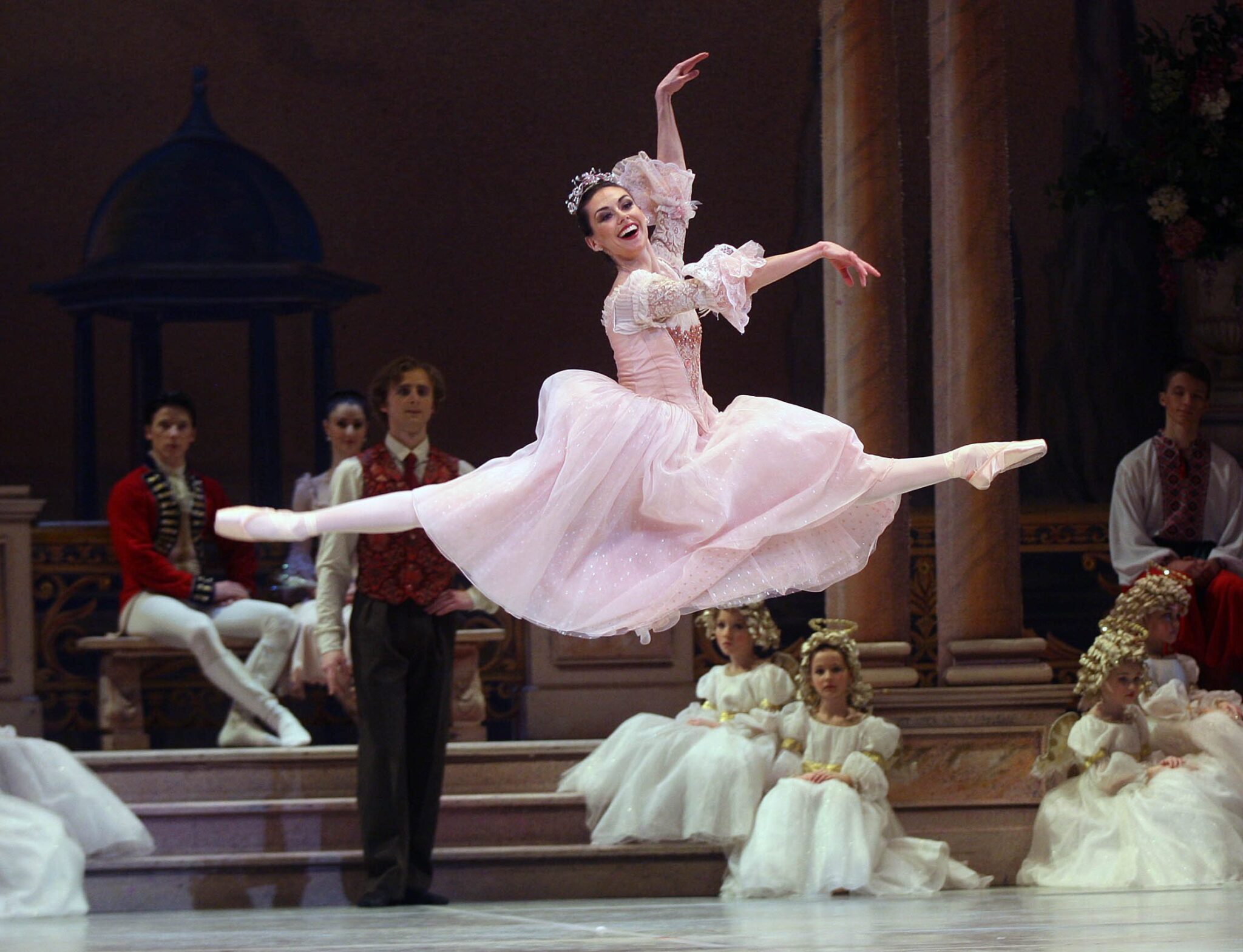 ACL injuries in ballet dancers - BSM Foundation